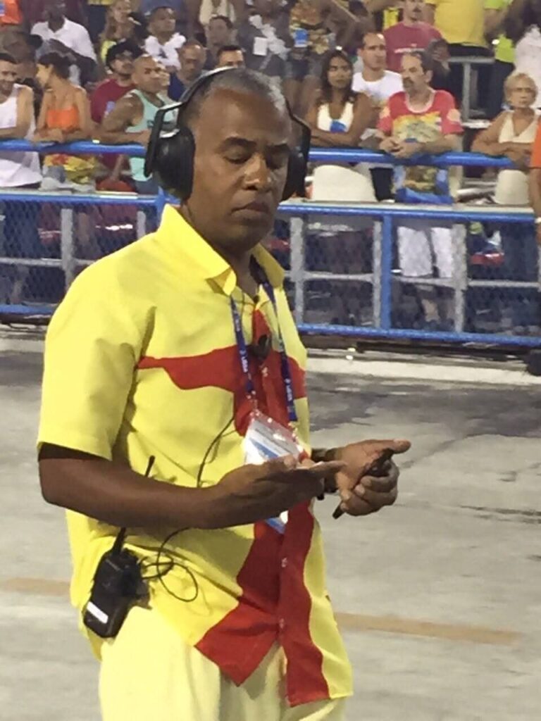 Coluna 6tou entrevista Marcos Alexandre, diretor de carnaval da ...